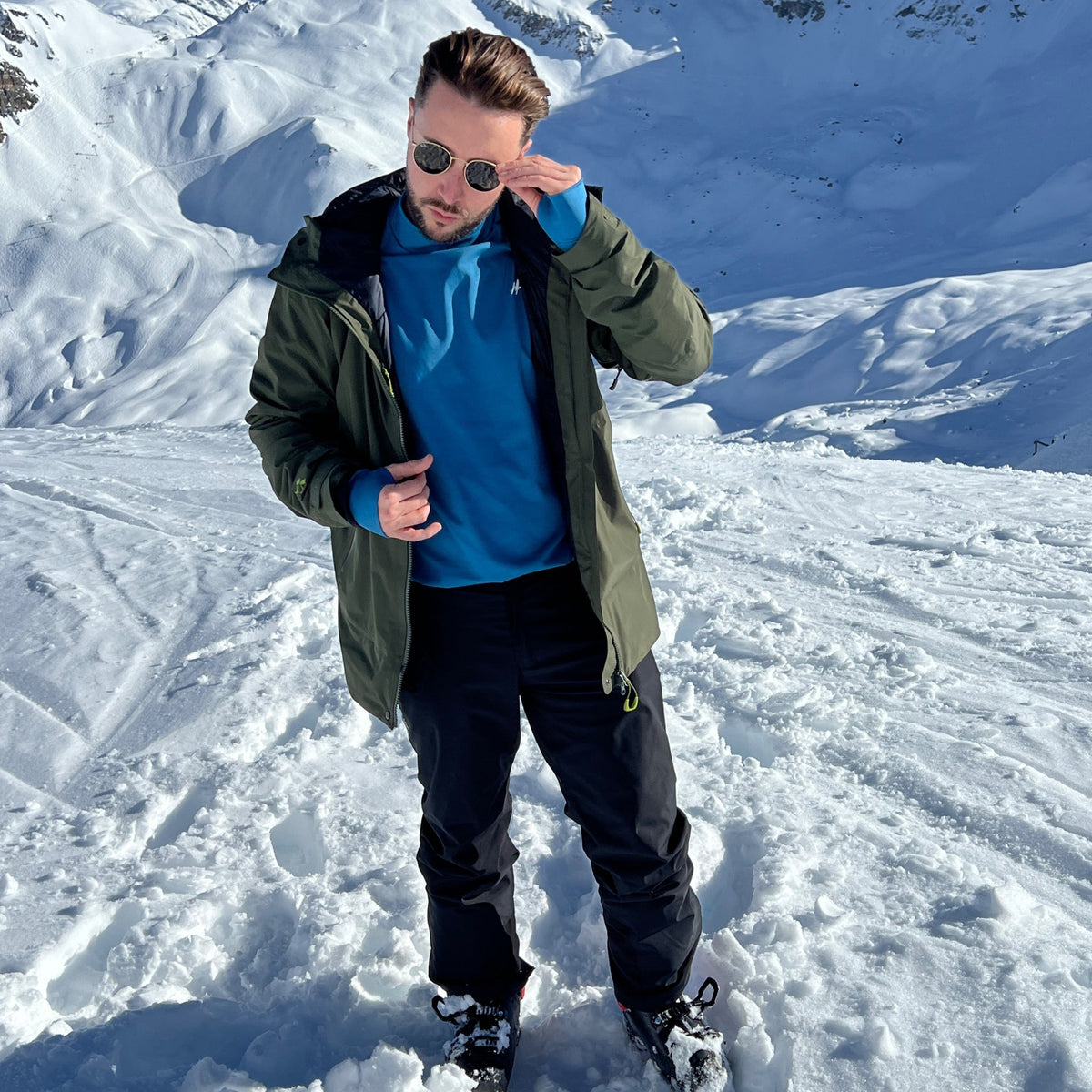 Skiing Thermals: Your Guide to Staying Warm and Comfortable– Arctic Eco-Sno